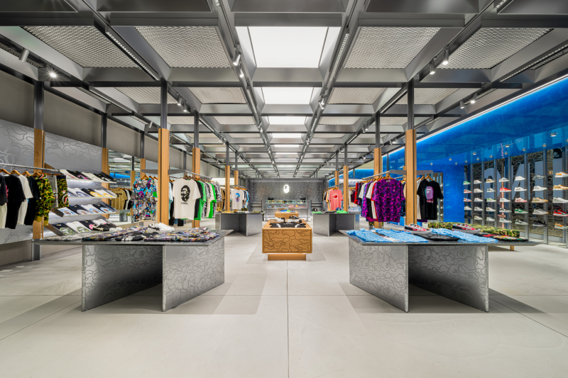 BAPE STORE 成都银泰中心 in99 – 纺织科技杂志